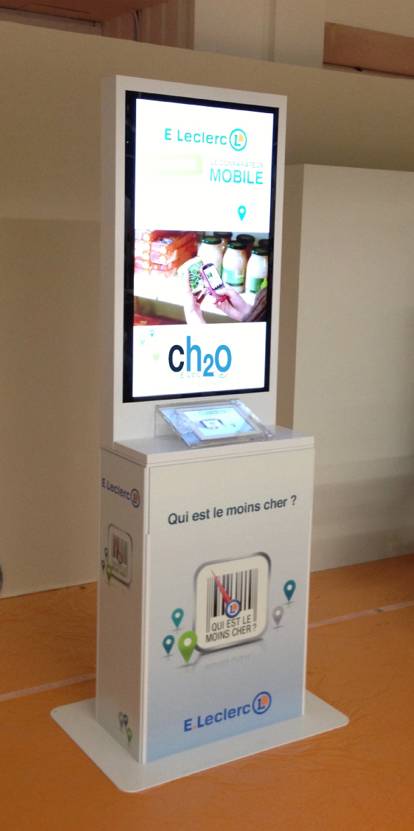 PLV-borne-digital-ecran-42-pouces-avec-tablette-tactile | studio de ...